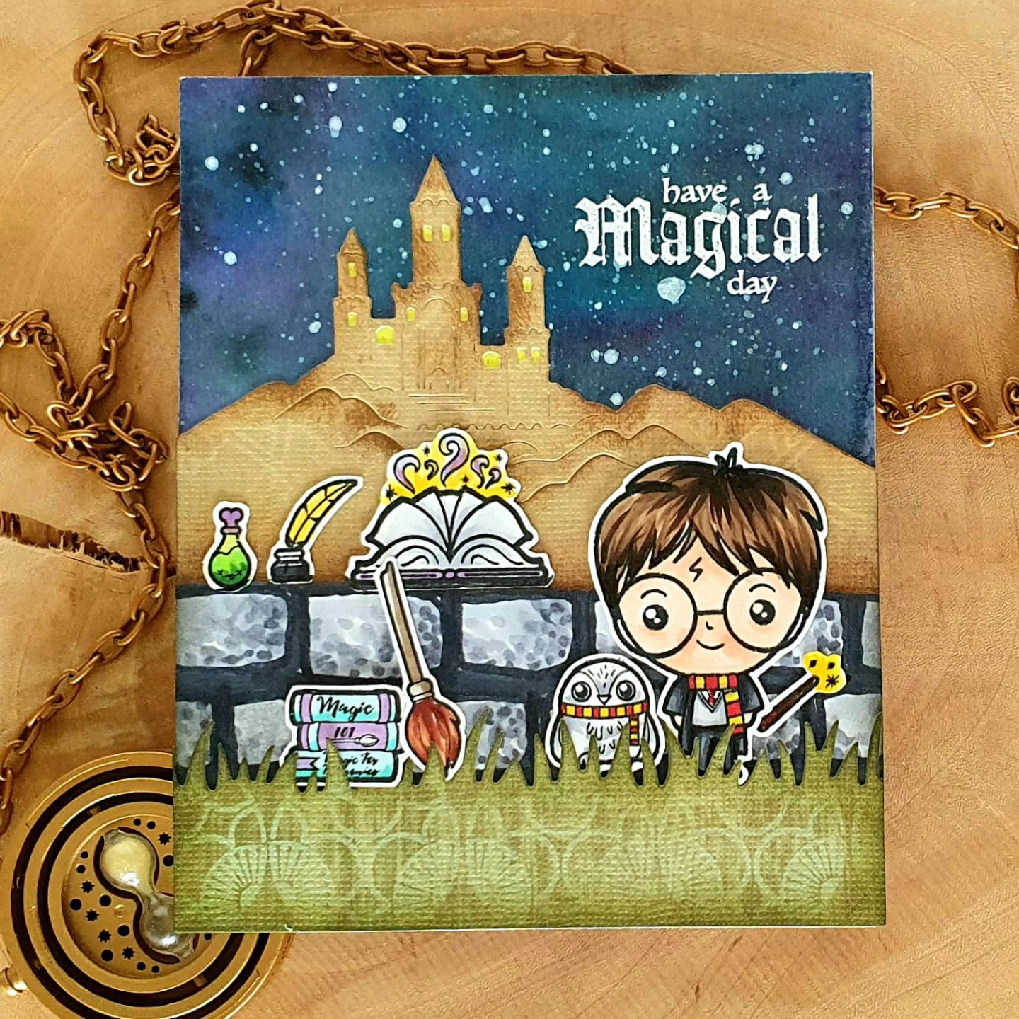 It’s a Kind of Magic: Papercraft March Challenge #27 – Craftyanna Studio